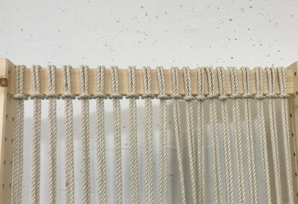 easy macrame folding screen - My French Twist